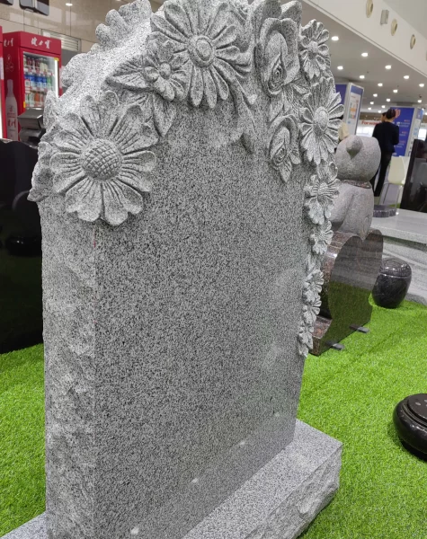 Carved Unique Flower Design Granite Headstone - China Professional ...